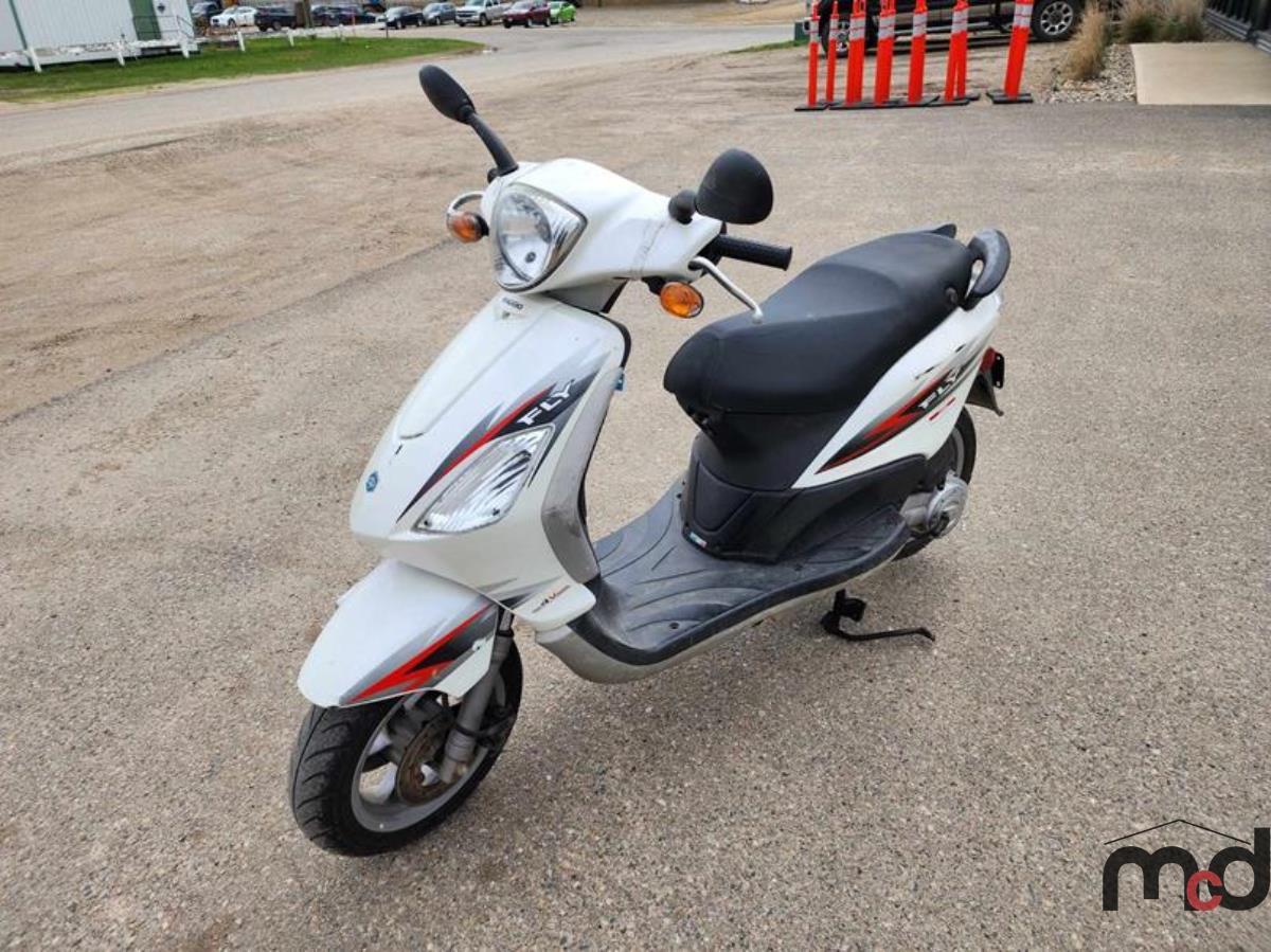 2012 Piaggio Fly 50 4V Scooter